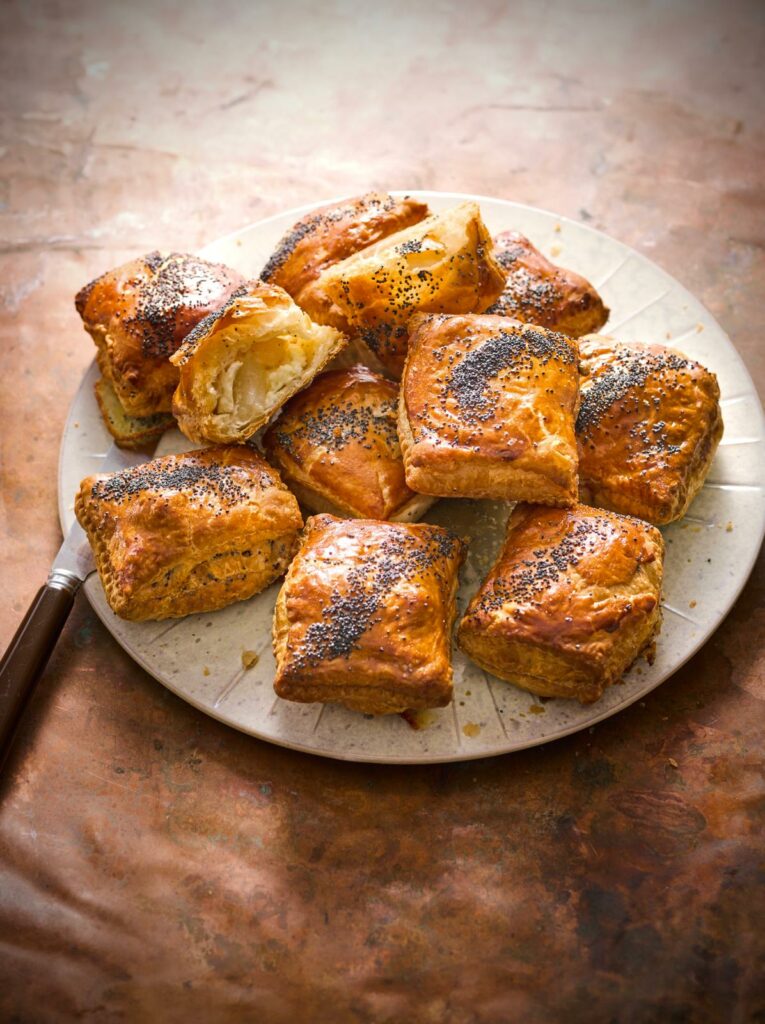 Ma recette de feuilletés apéritif au chaource - Laurent Mariotte